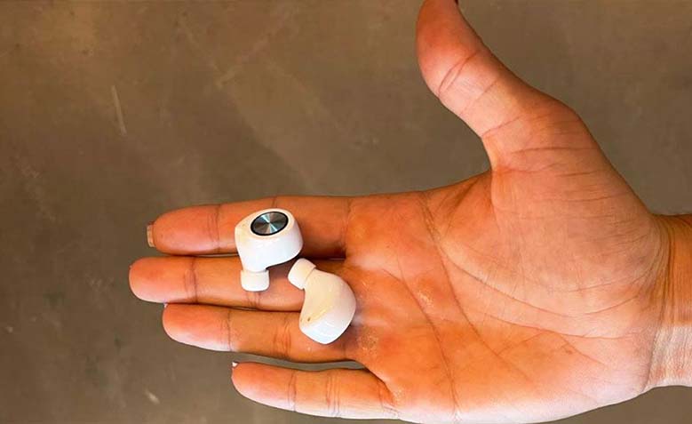Top 5 Wireless Earbuds – Faithful Gadgets